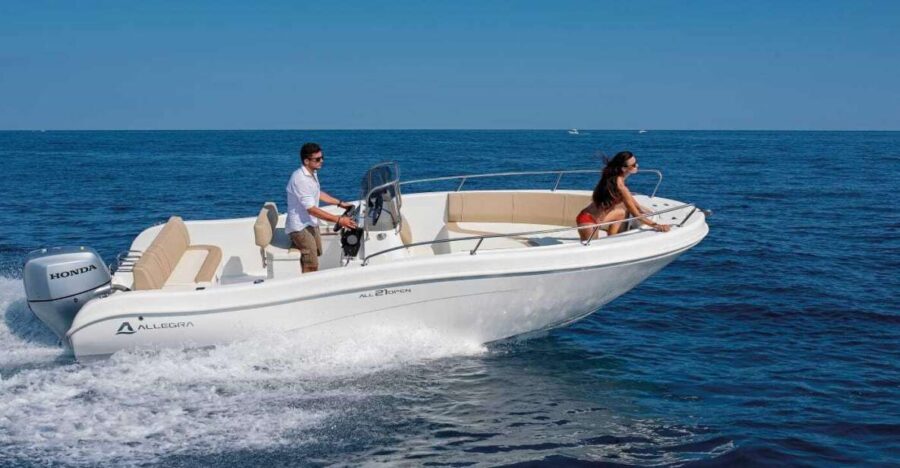Allegra All21open motorboat rental on the Amalfi Coast