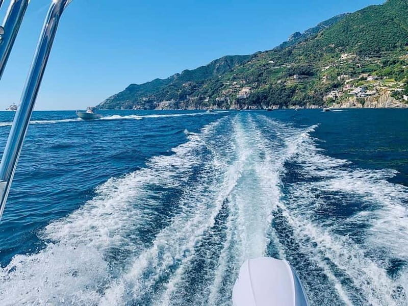 Amalfi Coast Boat Tour to Positano with drinks