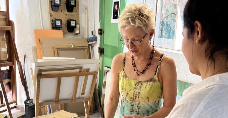 Antibes: make your art souvenir with a Local Artist
