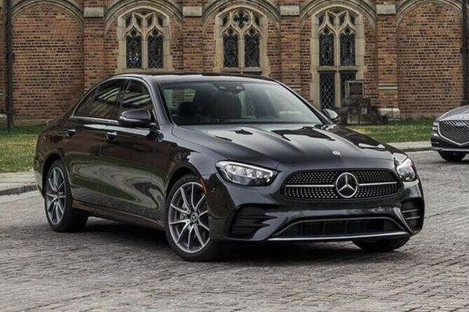 Arrival Private Transfer from Bilbao airport BIO to Bilbao City by Business Car