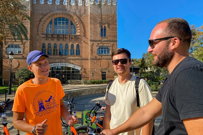 Barcelona: German guided tour by bike or e-bike - Exploring Barcelona on Two Wheels: A Balanced Look at the Bike & E-bike Guided Tour