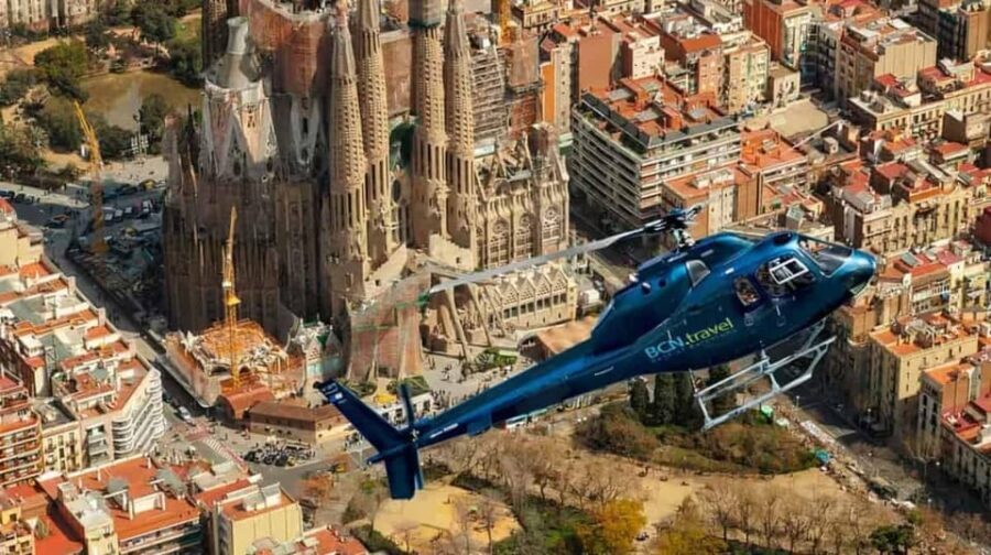 Barcelona: Helicopter Tour