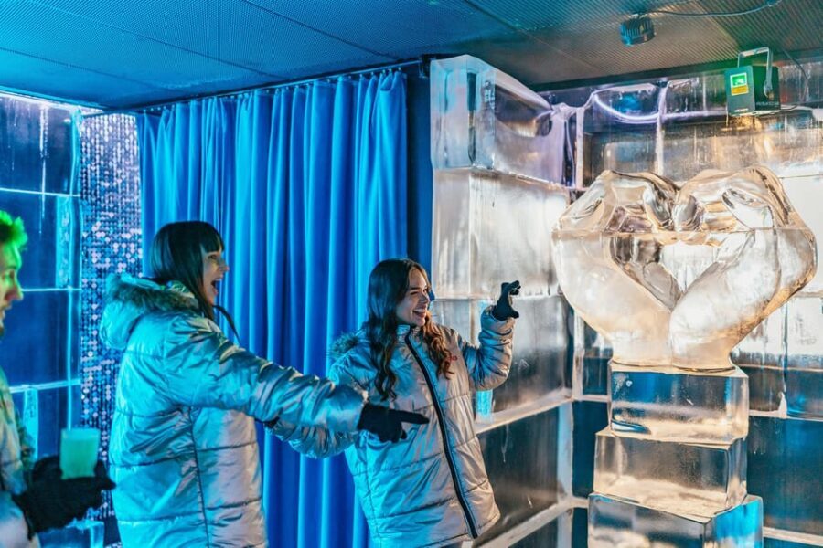 Barcelona: Ice Bar Experience Entry Ticket with 1 Drink - The Experience: What’s Really Worth Noticing