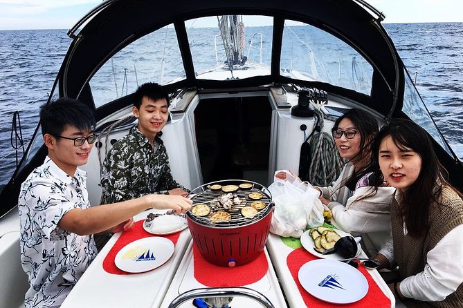 Barcelona Private Sailing Trip with Cava - Key Points