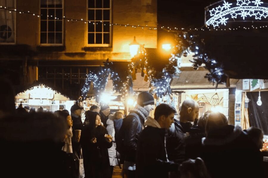 Bath: Christmas Market and City Highlights Walking Tour