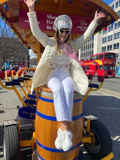 Belfast: Cathedral Quarter Beer Bike Tour