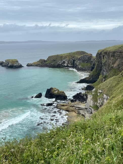 Belfast city & Giants Causeway 16 PAX private Tour
