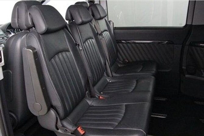 Belfast city transfer to Dublin city transfers 1-7 people private chauffeur