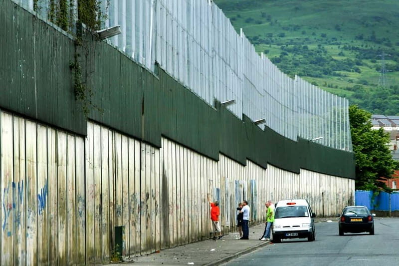 Belfast: Political Conflict 3-Hour Walking Tour