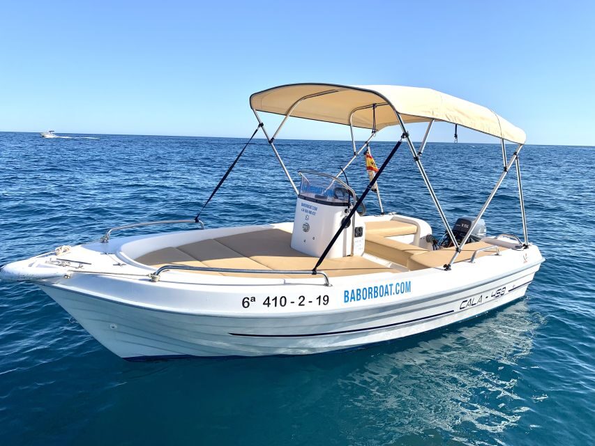 Benalmádena: Costa del Sol License-Free Boat Rental