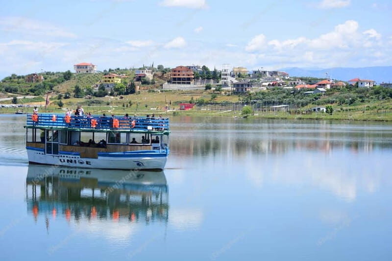 Berat Cty: Lake Belshi Tour and Wine Tasting