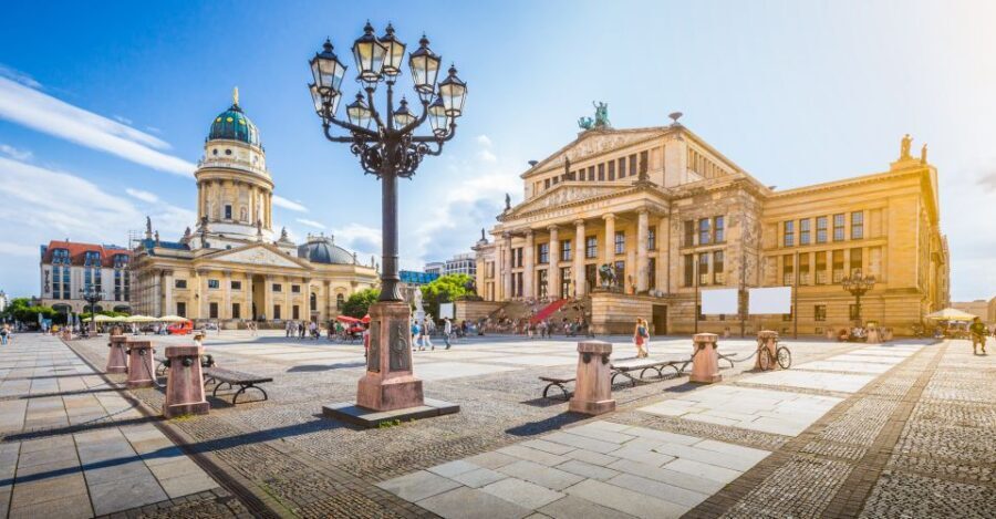 Berlin: Walking Tour of the Top 10 Sightseeing Attractions - Who Will Love This Tour?