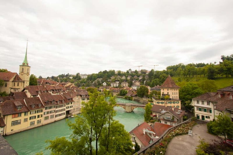 Bern: Private Express Walk with a Local in 60 minutes