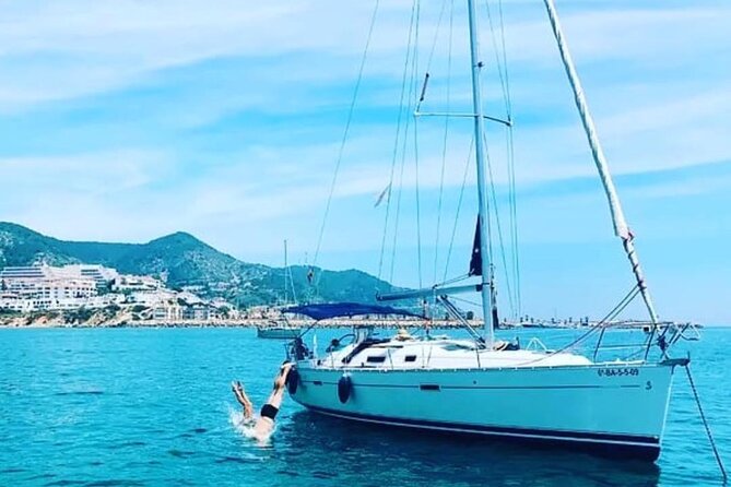 Boat trip Sitges - Key Points