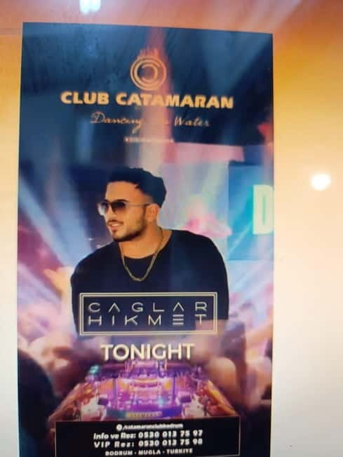 Bodrum: Catamaran Night Club Entry - Dance on the Water