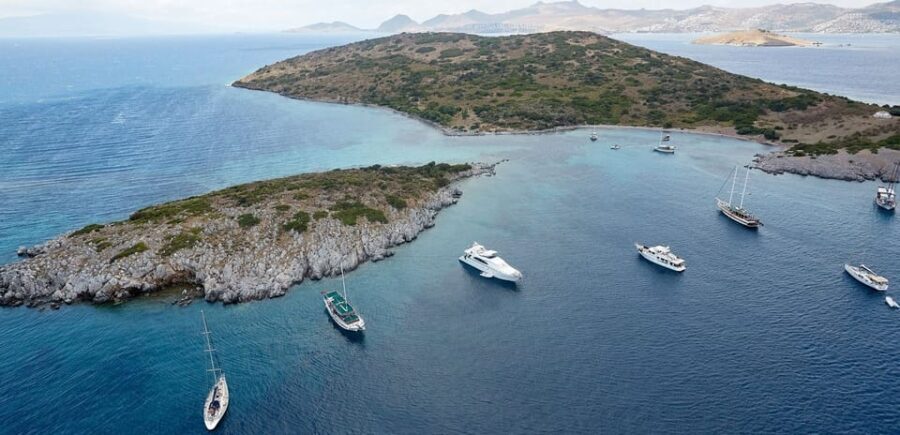Bodrum: Private Gulet Tour with Lunch