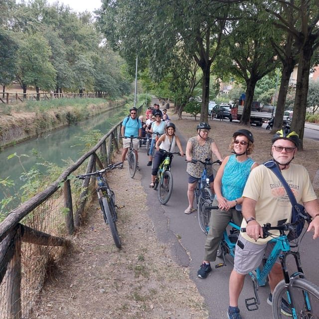 Bologna Bike Tour with Breakfast