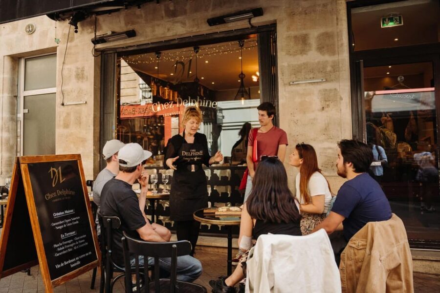 Bordeaux: Guided Food and Wine Tour with Tastings