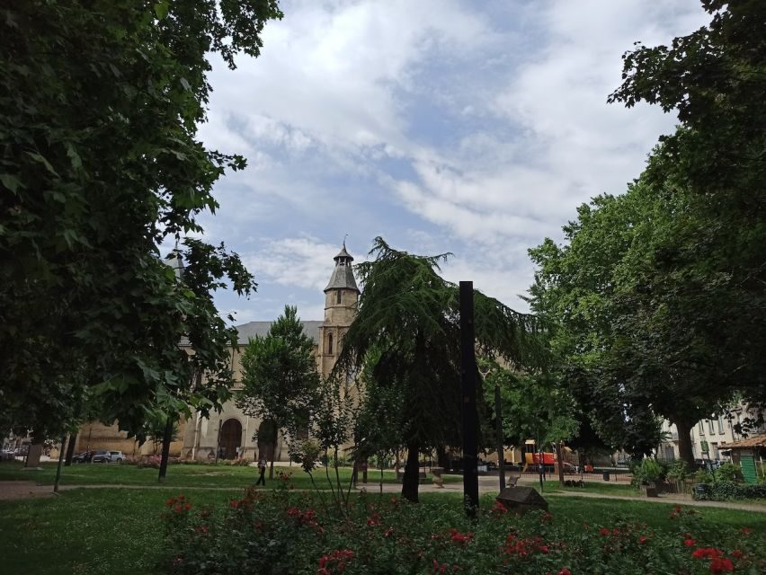 Bordeaux: Mystery and Myths Walking Tour