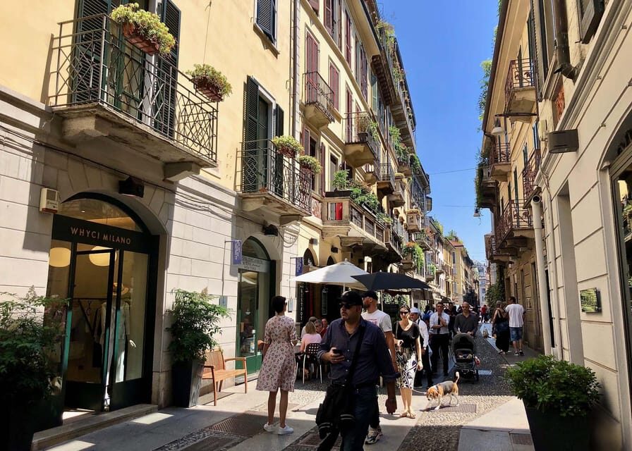 Brera Gallery Tour & Walk Through Historic Brera District