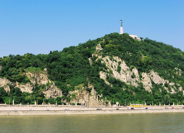 Budapest's Highlights- Half Day Tour - What Makes This Tour Stand Out