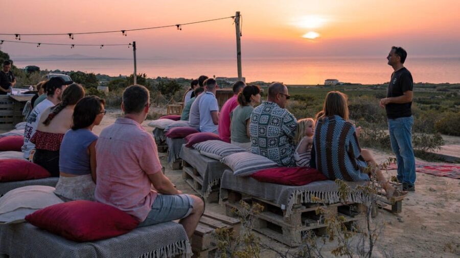 Castelsardo: visit a vineyard with wine tasting at sunset