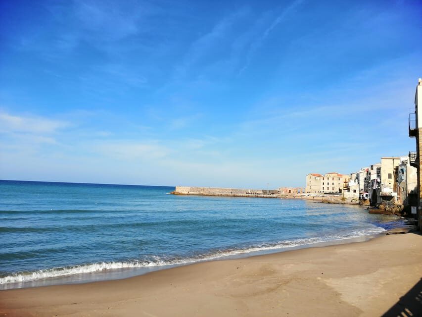 Cefalù: Street Food Tour with Tastings