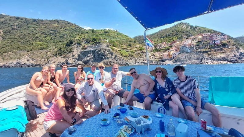 Cinque Terre boat tour with a traditional ligurian gozzo