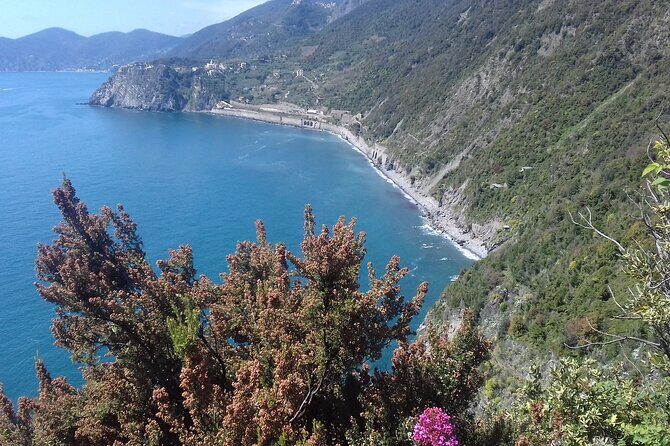 Cinque Terre unforgettable hiking experience