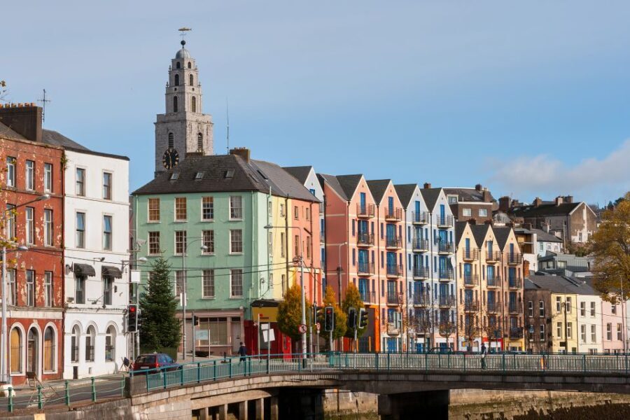 Cliffs of Moher and Blarney 2-Day Tour from Dublin