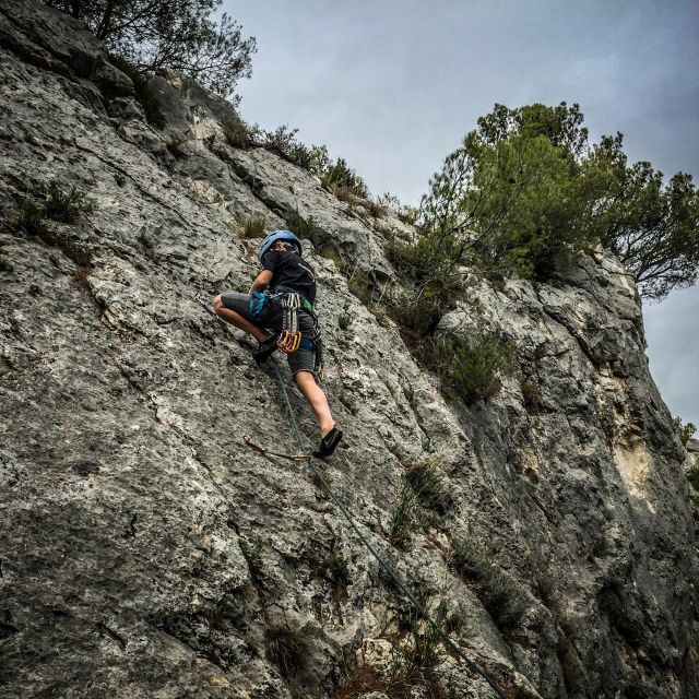 Climbing Discovery Session in the Calanques near Marseille