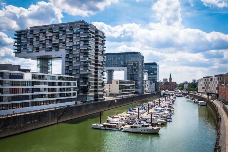 Cologne Highlights Privat Walking Tour & Panoramic boat trip