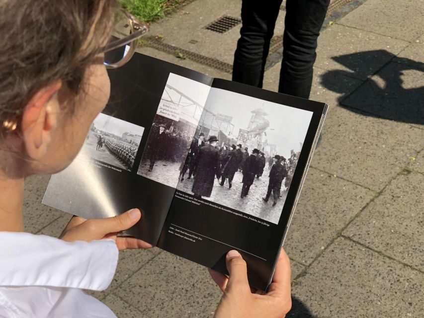 Cologne: Old Town Historical Walking Tour with GEO Epoche