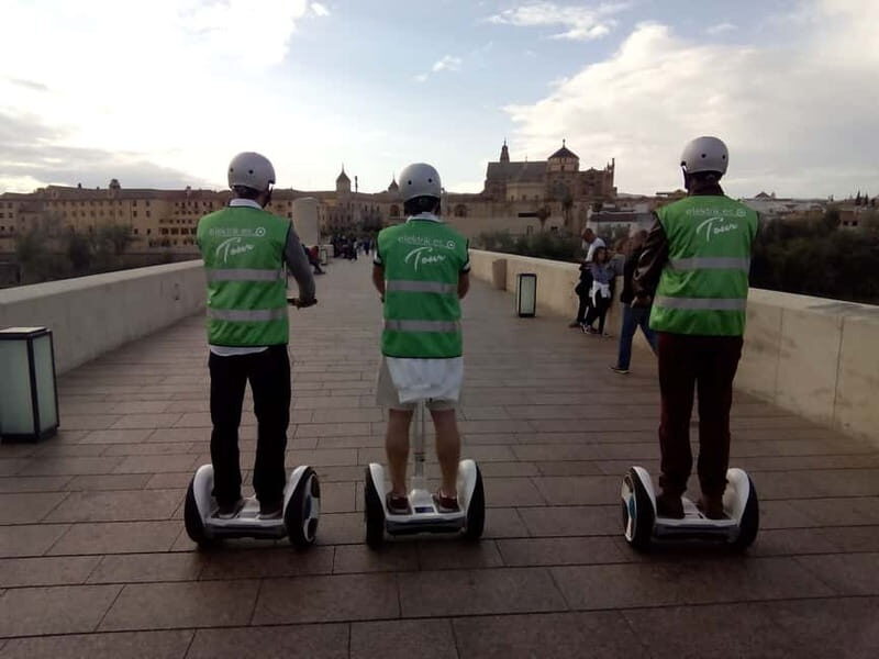 Cordoba: Segway Tour historic center