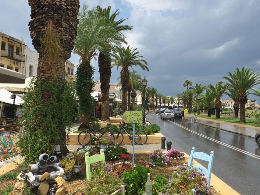 Crete: Arriving by cruise ship at Chania - Port of Souda