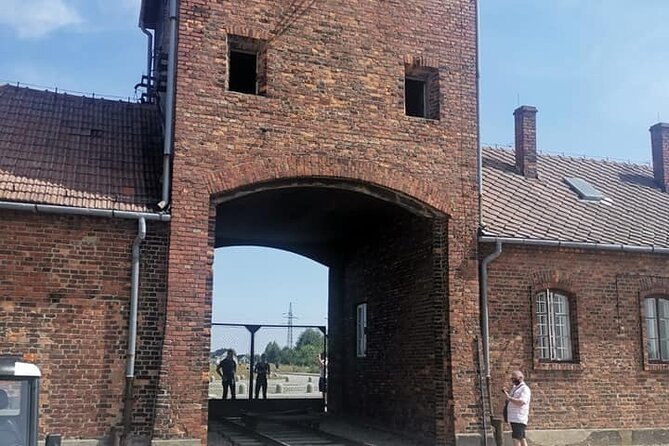 CV-Visit to the Auschwitz Camp in Italian with departure from Krakow - A Thoughtful Visit to Auschwitz from Krakow: An Honest Review