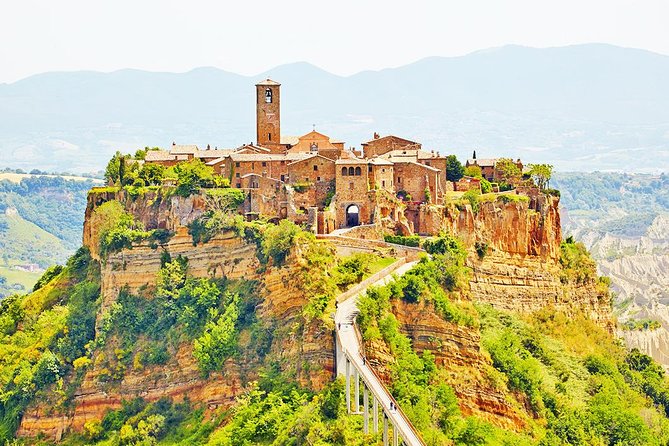 Day private tour from Rome to the Dying Town of Bagnoregio and Orvieto - Key Points