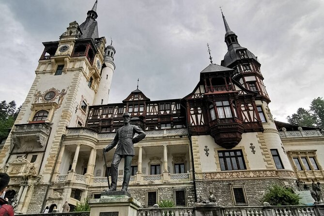 Day tour from Bucharest to Peles Castle and Dracula Castle-Transylvania - A Deep Dive into the Experience