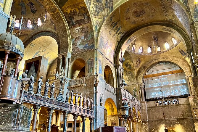 Doge Palace and Saint Mark's Basilica Guided Tour Fast Entry - Venices Top Landmarks in a Compact Tour