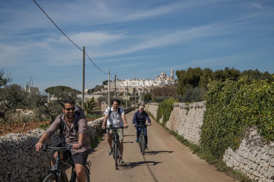 e-bike tour along the Apulian Aqueduct cycleway