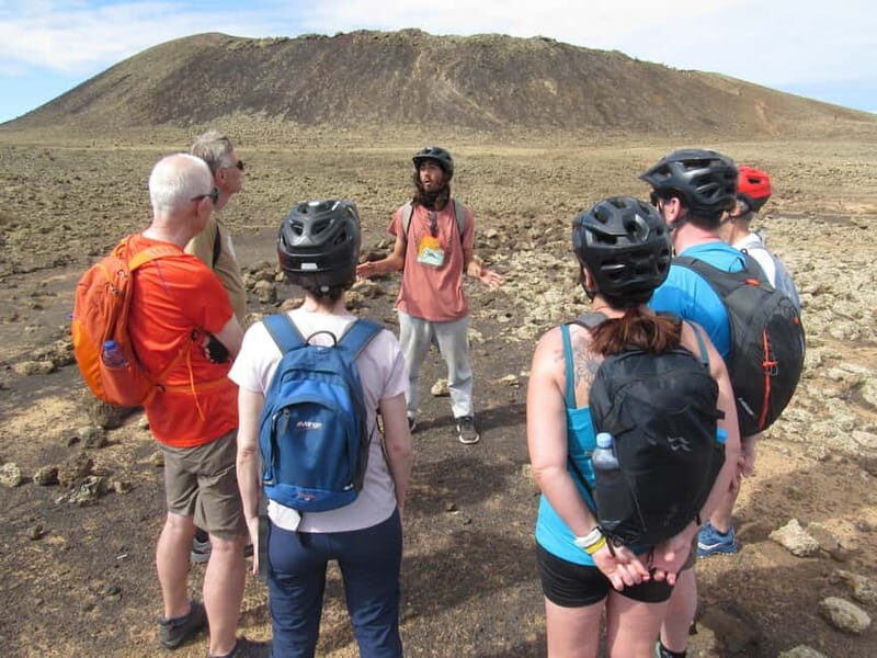 E-Biking among volcanoes