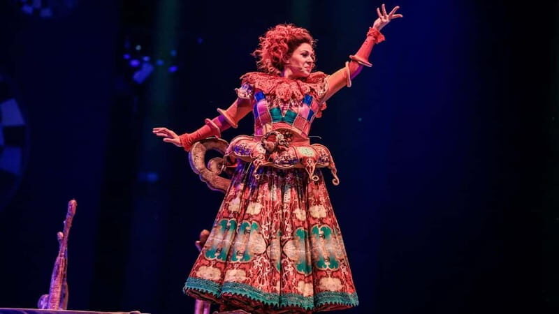 Efteling: Theatre Show CARO Entry Ticket - What to Expect During the Performance