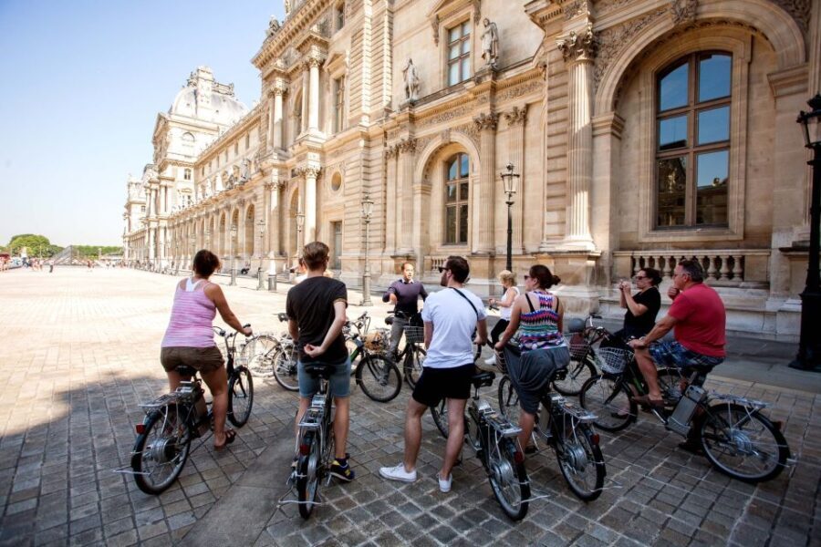 Electric Bike Tour of Paris Hidden Gems