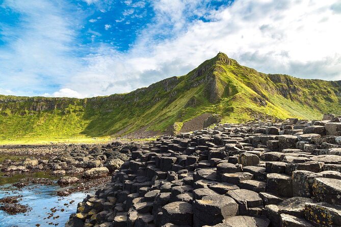 Enchanted Shores: Belfast to Giants Causeway - Key Points