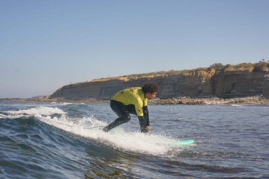 Ericeira: Surf School Experience & Equipment Rental