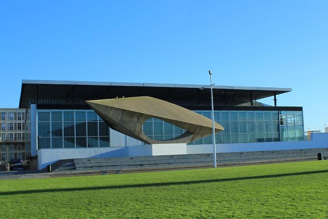 Etretat and Le Havre Private Day Trip from Paris - An Authentic and Fully-Loaded Day Trip from Paris