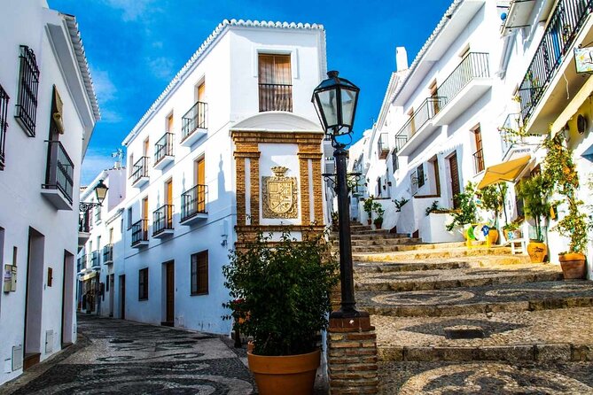 Excursion to Nerja & Frigiliana. - Exploring the Itinerary: What to Expect