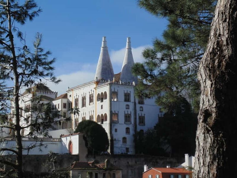 Explore Mystical Regaleira and Taste Sintra's Delicacies - What You Can Expect on This Tour