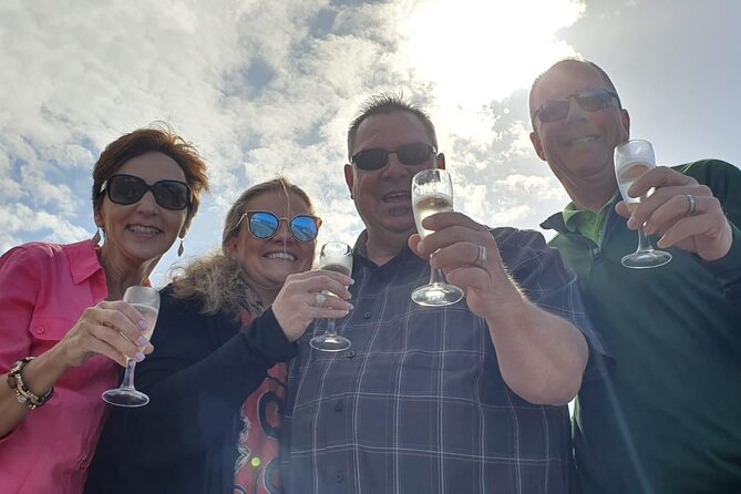 Family or friends Transportation Service for the Experiences - Key Points