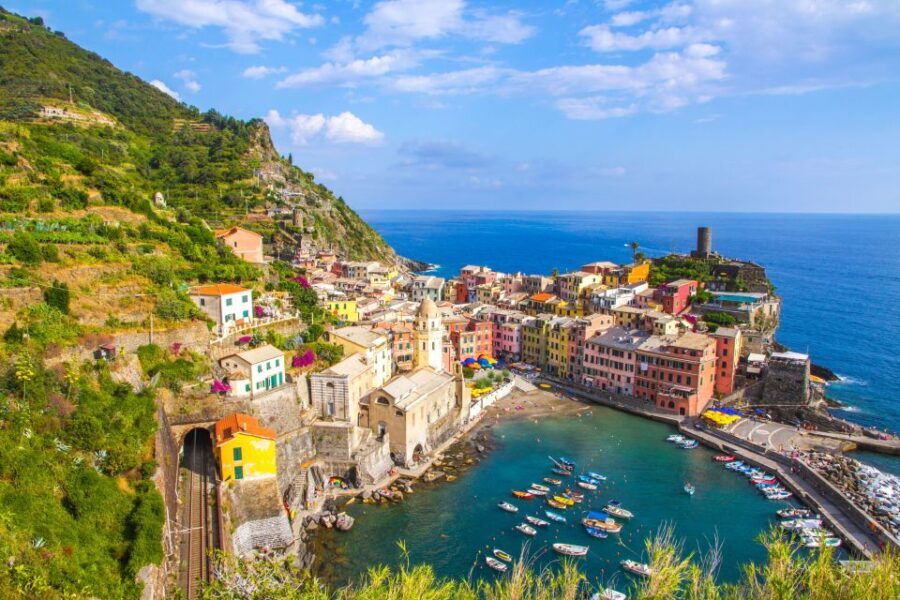 Florence: Cinque Terre Small-Group Day Trip